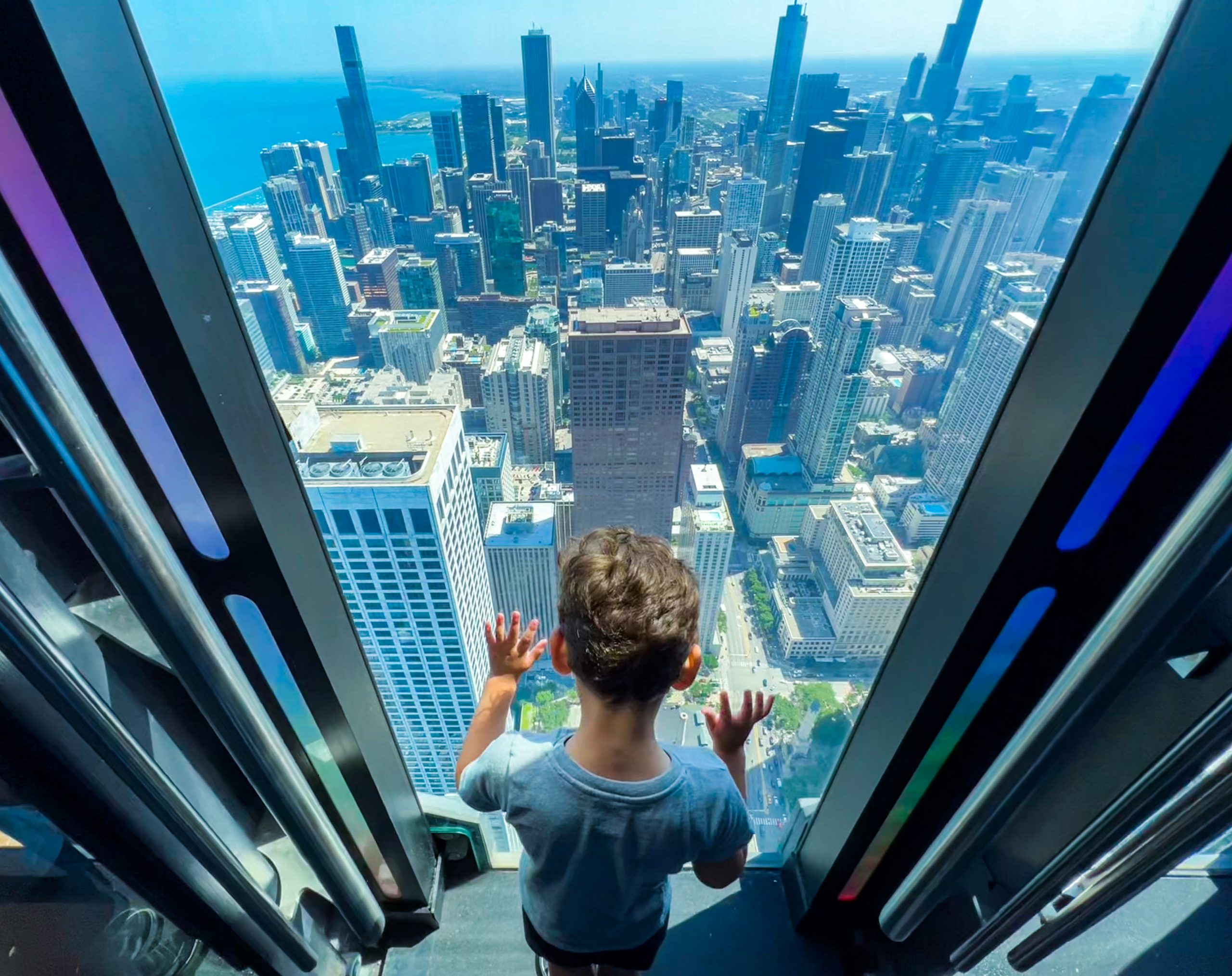 TILT - Chicago's Highest Thrill Ride - Magnicity